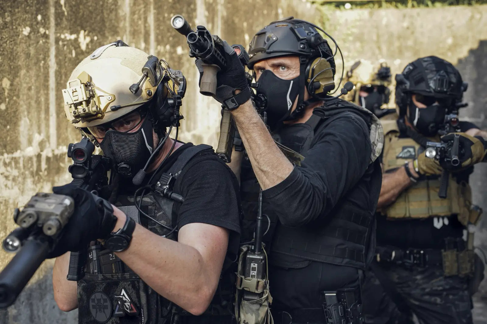 Best mask for the shooting range: protection against lead